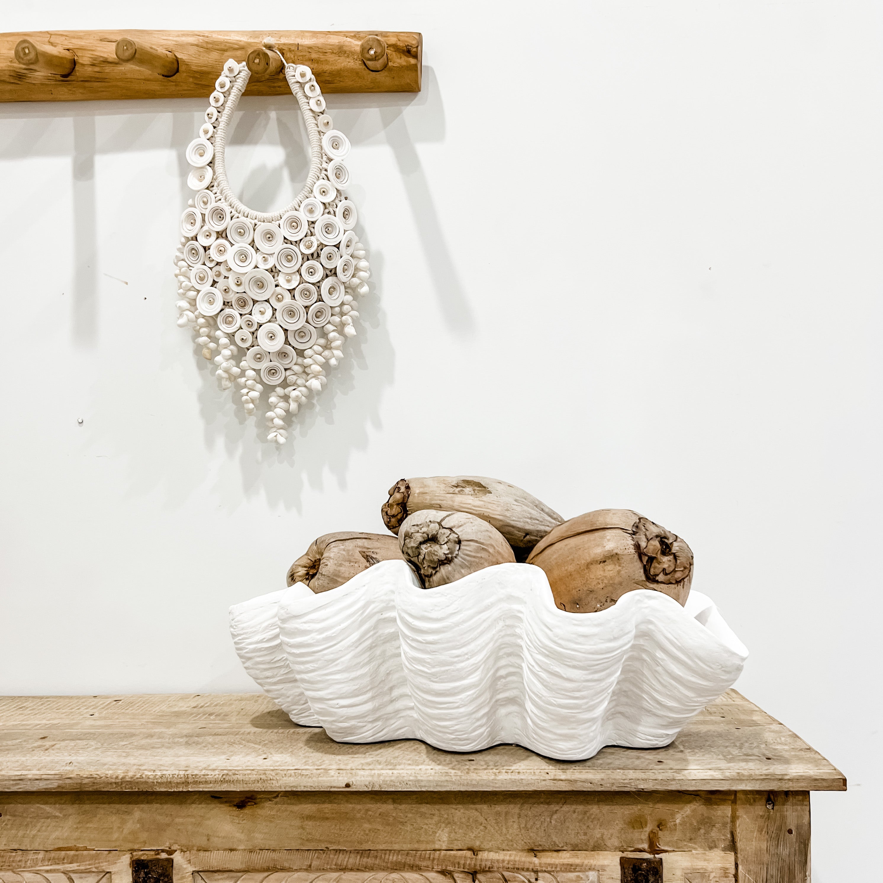 Clam Shell | White | Large Preorder